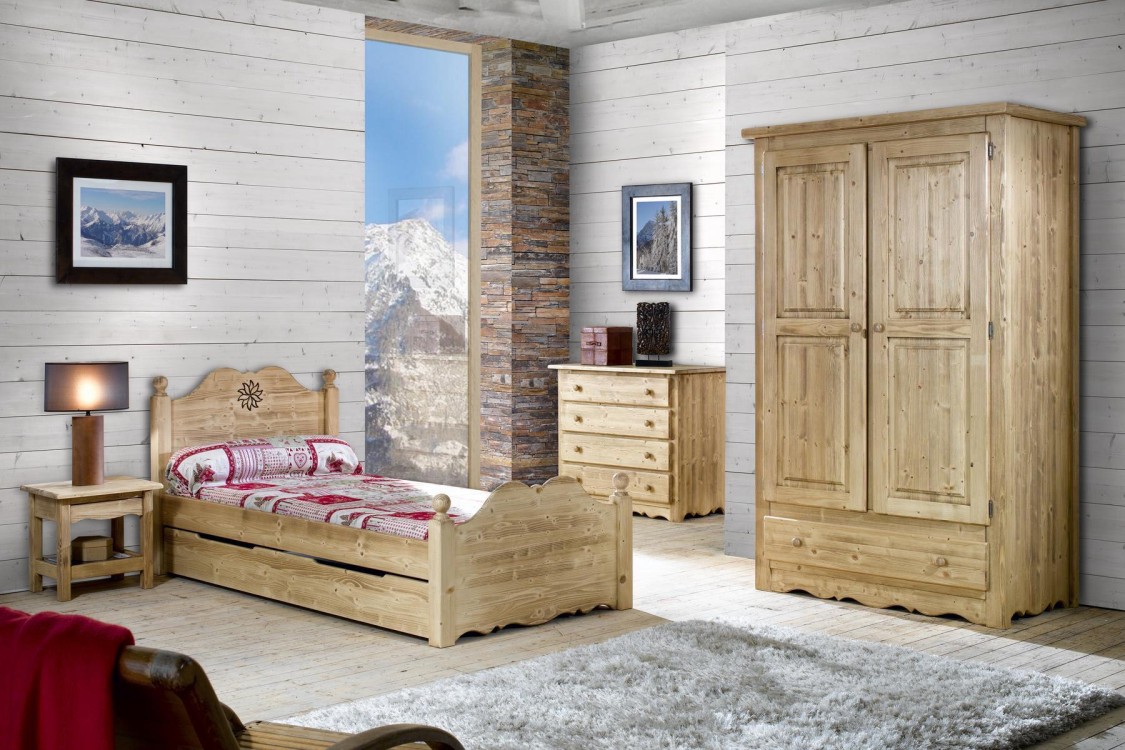Lit style chalet en sapin brossé CHATEL Couchage 80 x 190 Couleur Bois ...